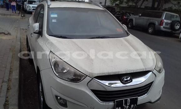 Compre e venda carros, motos e caminhões em Angola - AngolaCar