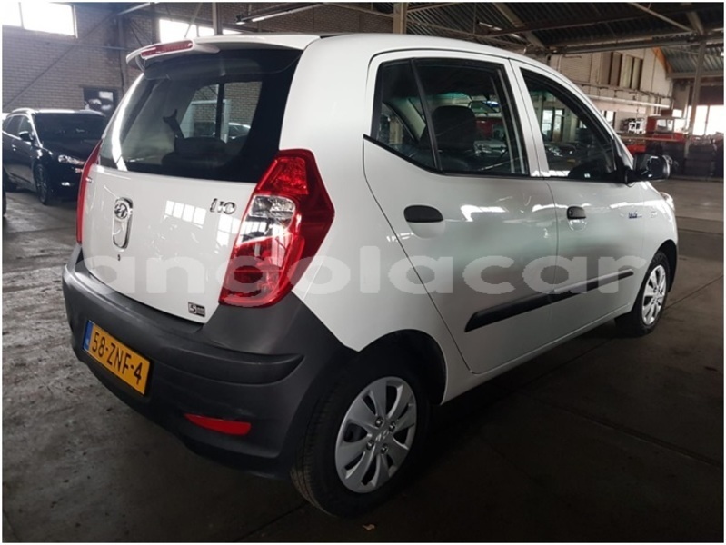 Comprar usado hyundai i10 outro carro em luanda em luanda province - angolacar