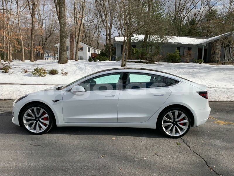 Comprar importar tesla model 3 branco carro em caluquembe em huila ...